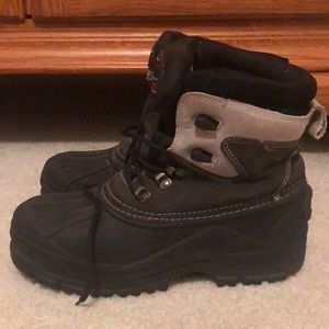 Tamarack | Shoes | Tamarack Wintersnowhiking Boots Youth 5 | Poshmark